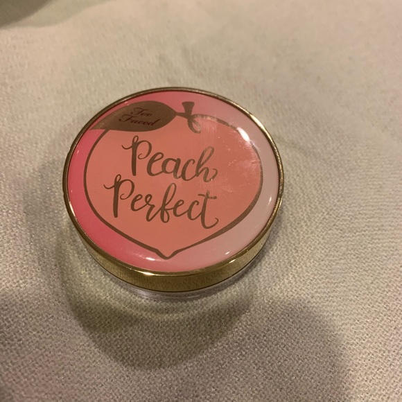 Too Faced | Makeup | Too Faced Peach Perfect Setting Powder | Poshmark